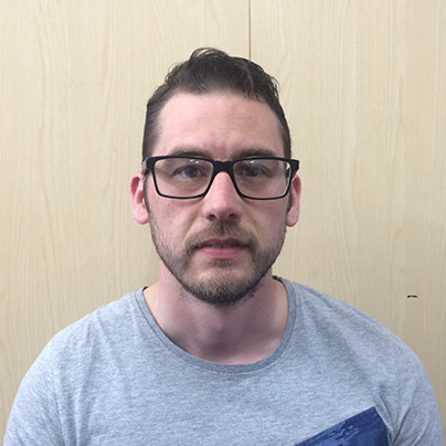 Jonathan Bulmer Blinds 2000 - https://blinds-2000.co.uk/
